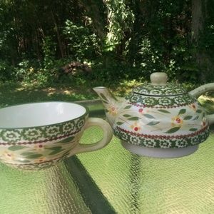 Temptations | Accents | Ky Estate Retired Temptations Teapot | Poshmark